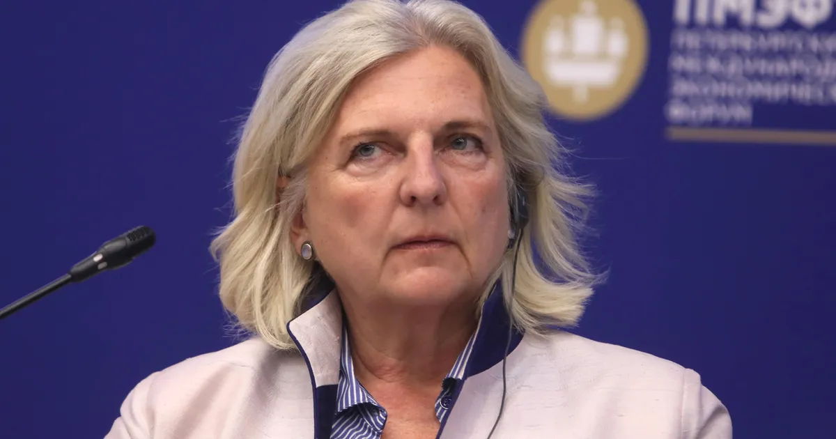 Putiniga valssi tantsinud Austria eksminister asub juhtima Vene mõttekoda