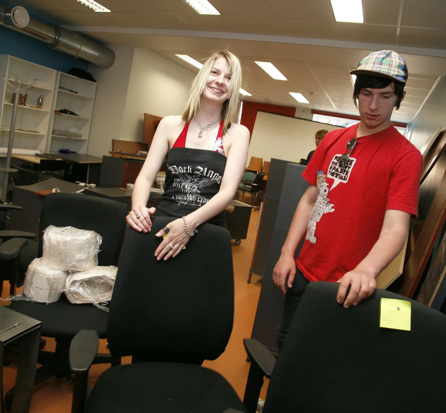 Galerii: Noortekeskuses peeti talguid