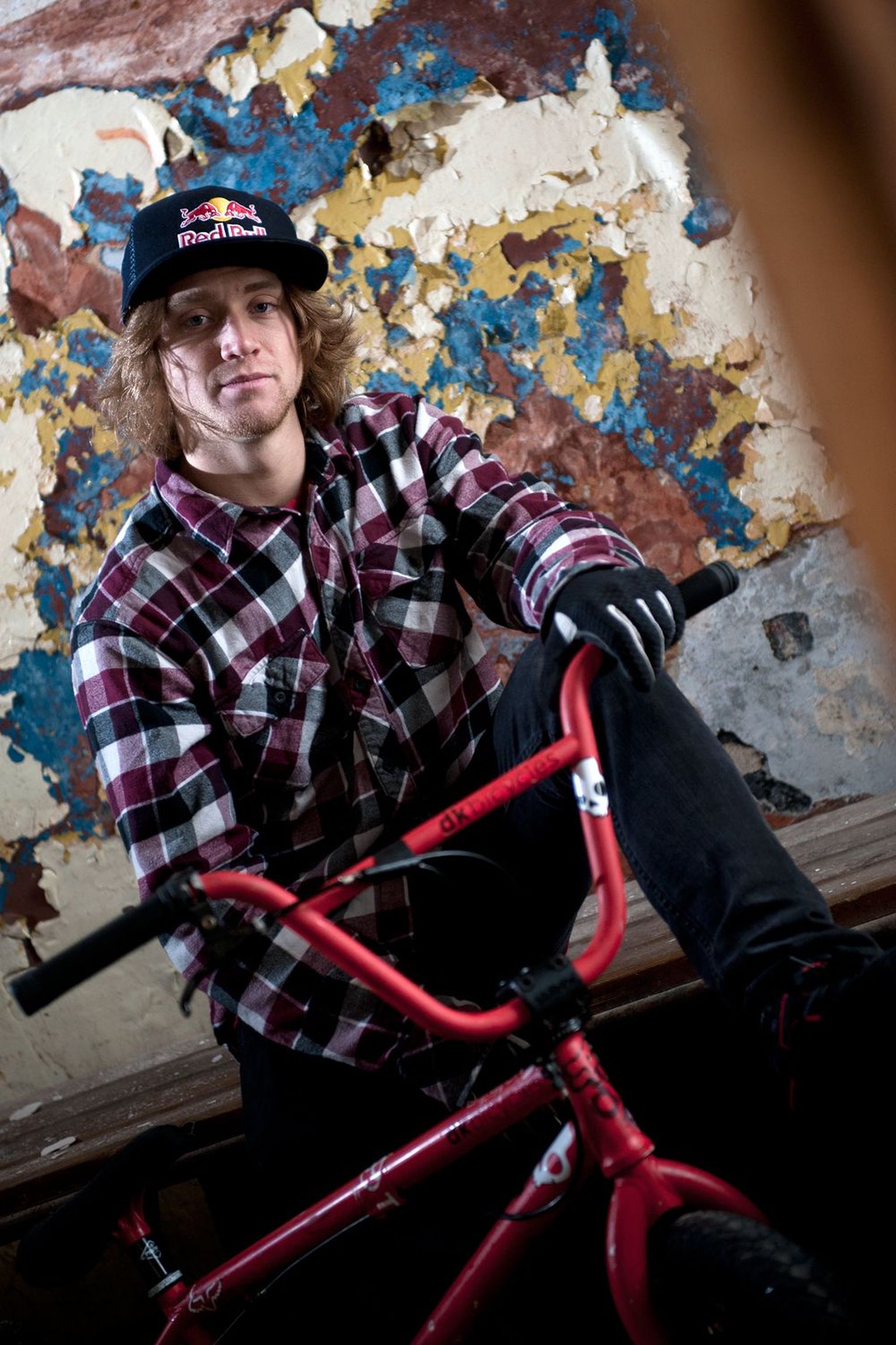 Simple Session 12: Drew Bezanson tuli, nägi ja võitis!