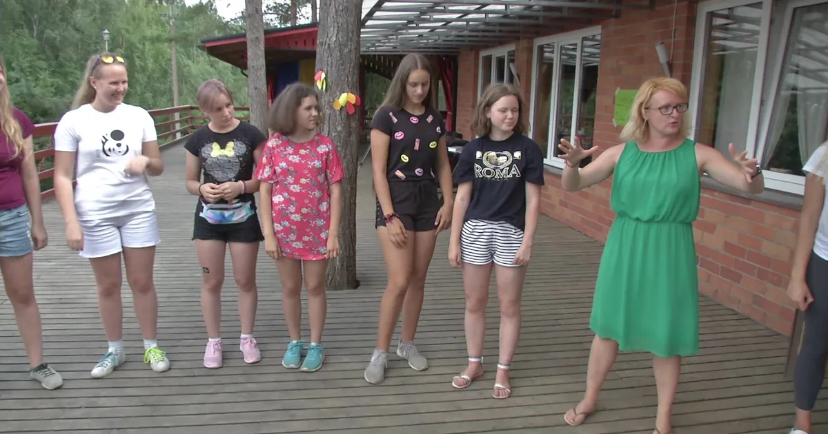 Reporter: Välis-Eesti noored õpivad Viljandimaal eesti keelt