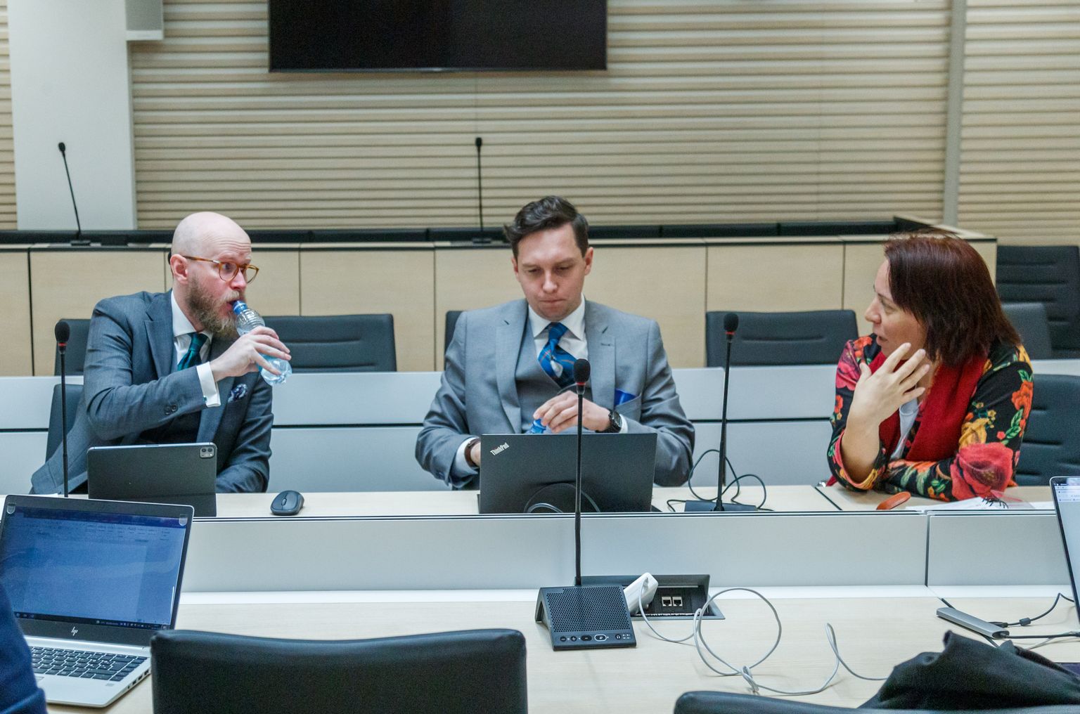 Kohus pani Mailis Repsi tervisliku seisundi tõttu protsessi selleks ...