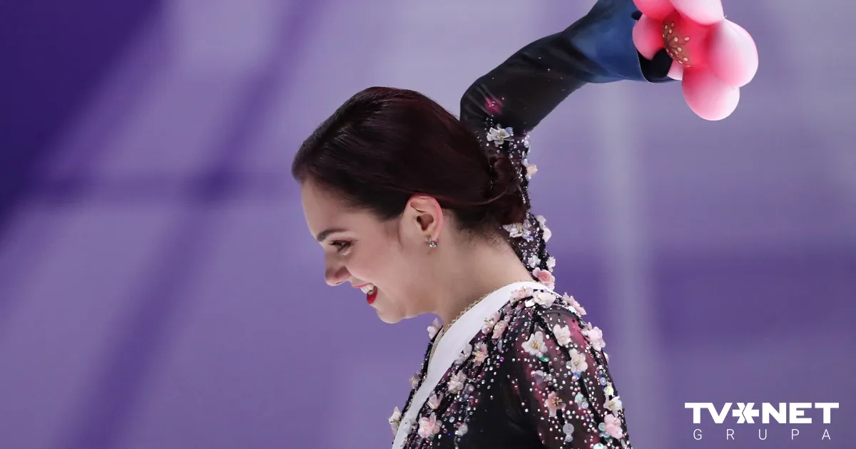 Daiļslidotāja Medvedeva: Citur piekrīt, ka krievu diskvalifikācija bija negodīga, bet nedrīkst ...