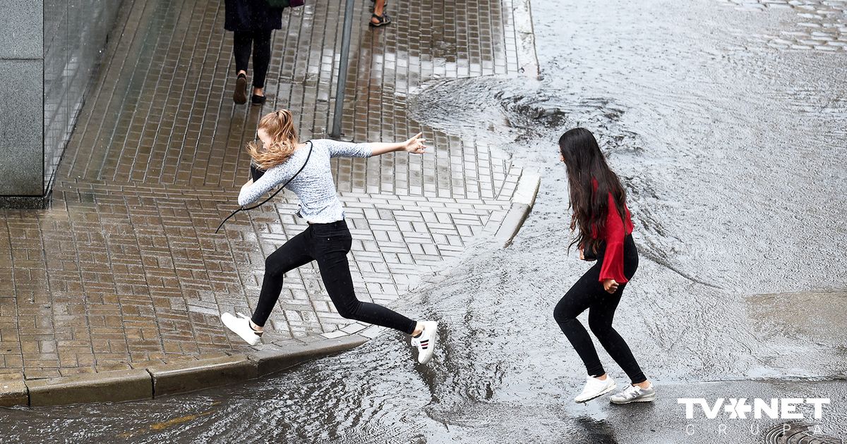 VUGD brīdina par spēcīgām lietusgāzēm