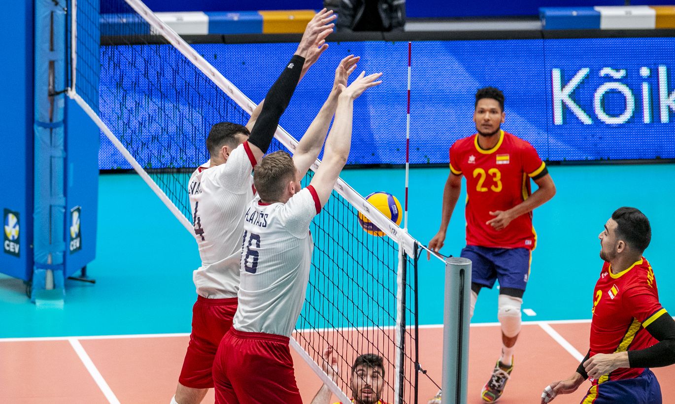 Latvijas volejbolisti Eiropas Zelta līgas pirmo apli noslēdz ar ...