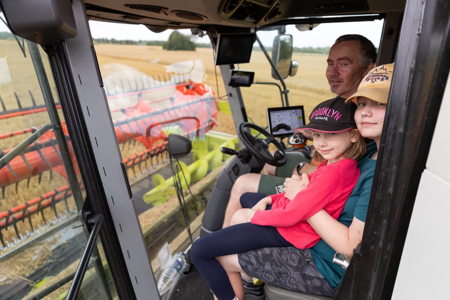 Saaremaa viljapõldududel küpsevad tippsaagid