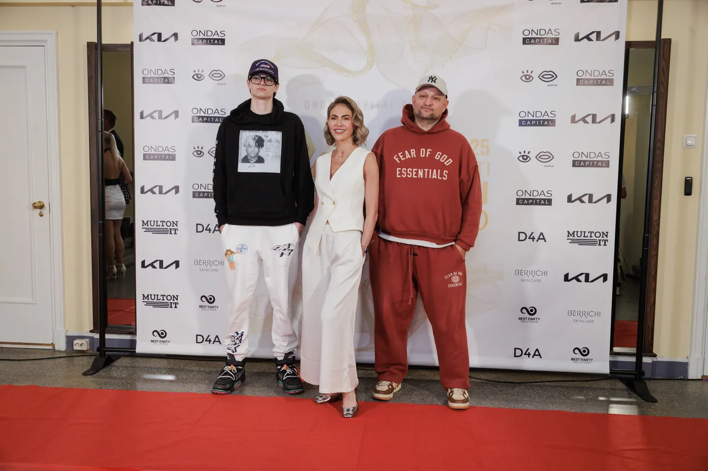 PILTUUDIS Londonis elav abielupaar Heti Tulve ja Kaur Kender särasid ...