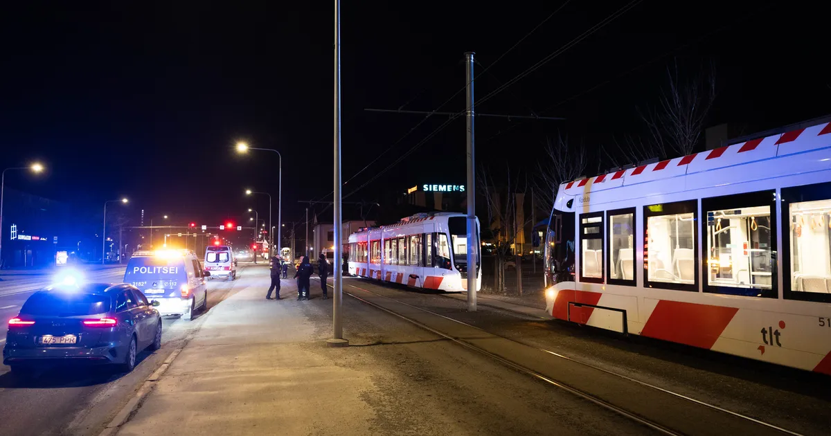 FOTOD Tallinnas hukkus trammi alla jäänud mees