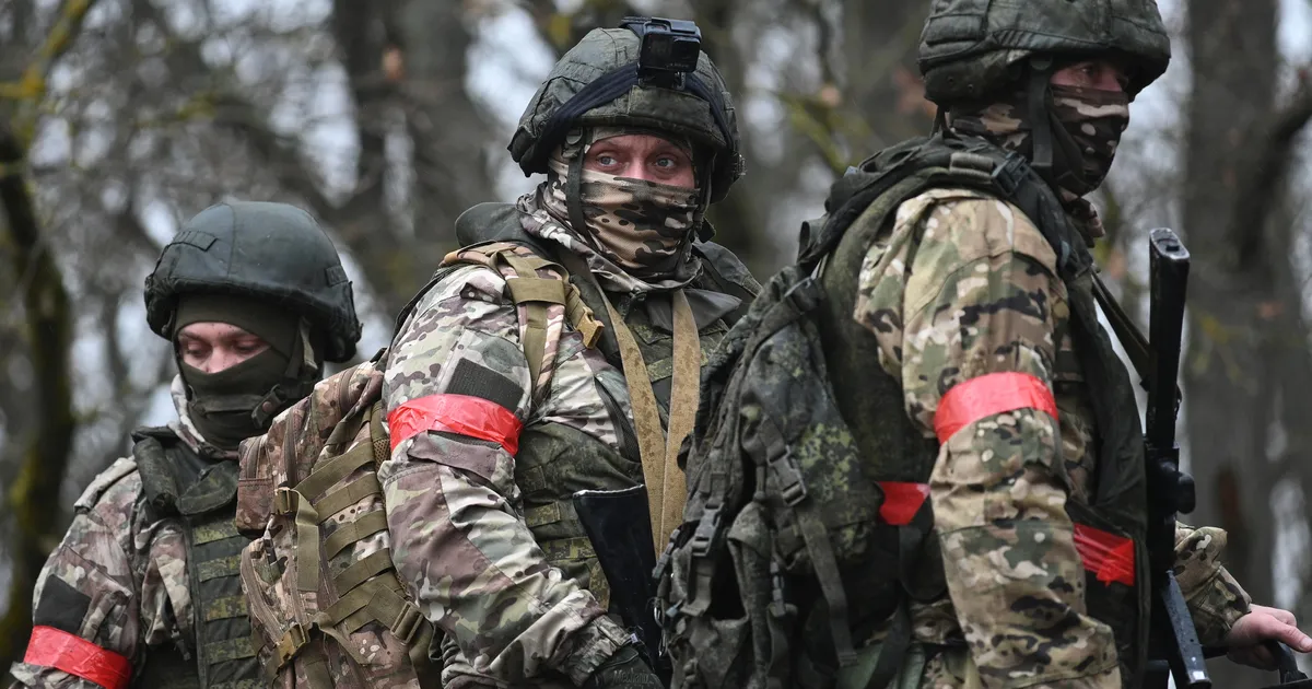 Kurskil lasub surma vari. «Lörts, külm, muda, ussid, rotid ja pommid»