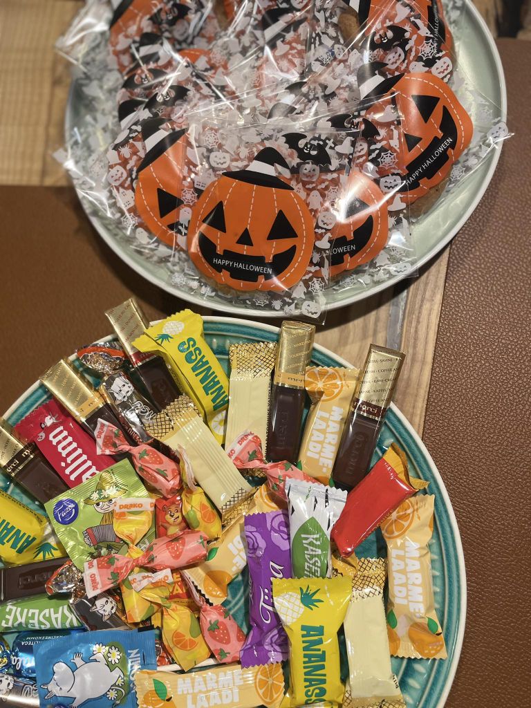 Halloween'i jooksjad vallutasid Tartu eliitlinnaosa. «Õhtu jooksul käis ...