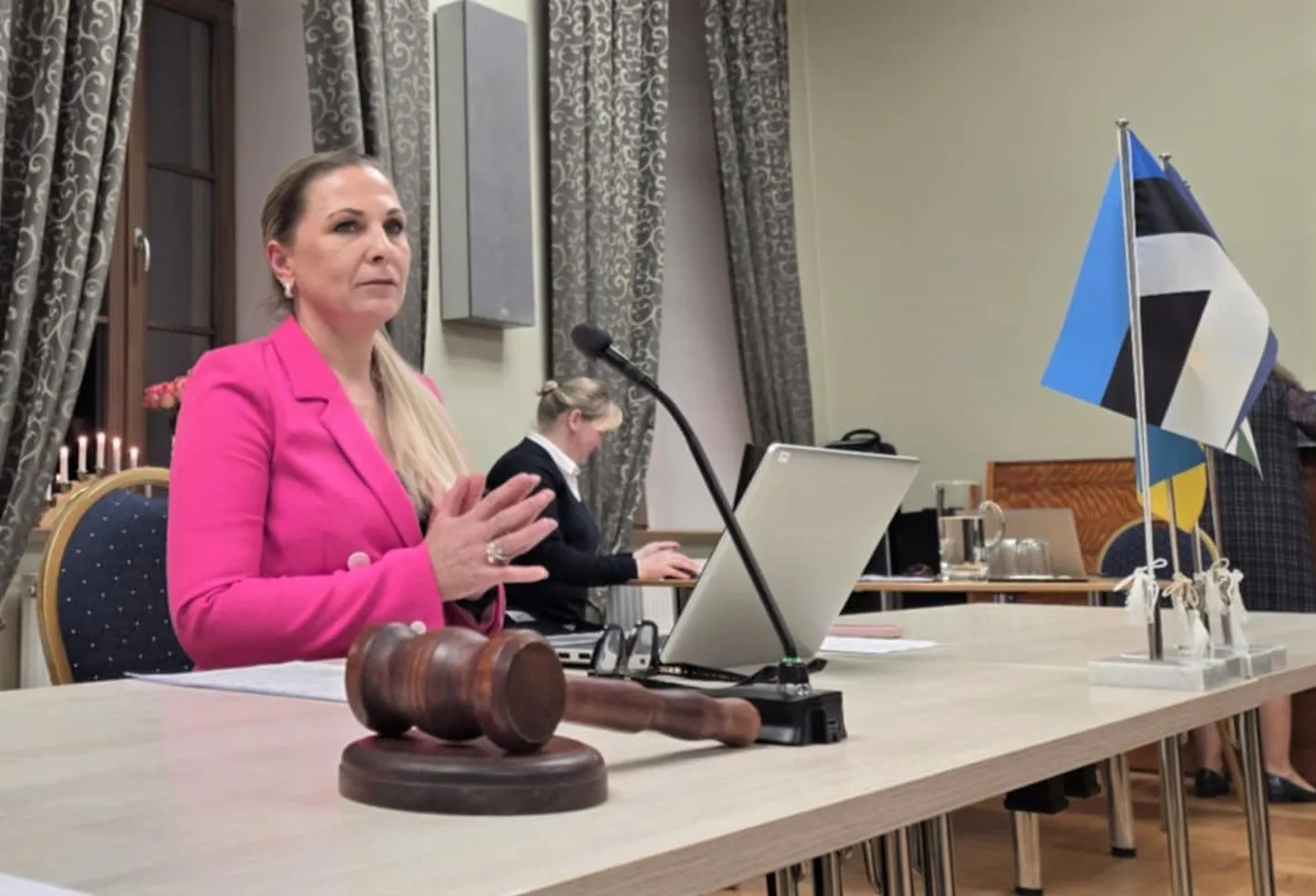 Jõhvi volikogu valis esimeheks Maris Toomeli