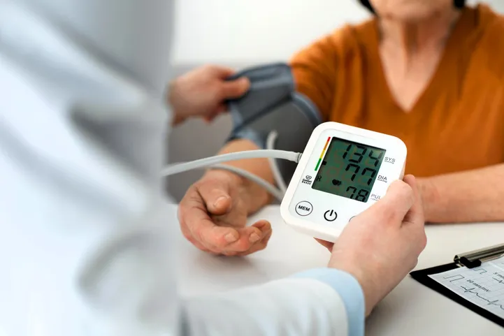 Populaarne jook, mis tõstab vererõhku kiiremini kui sool